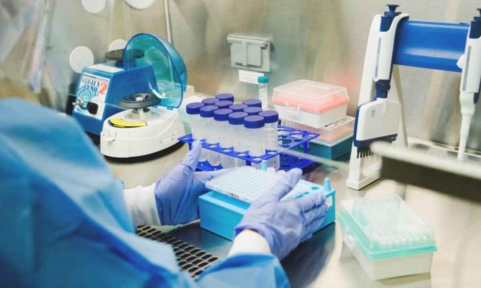 Sell your own Direct to Consumer Lab Tests - Launch easy with Us